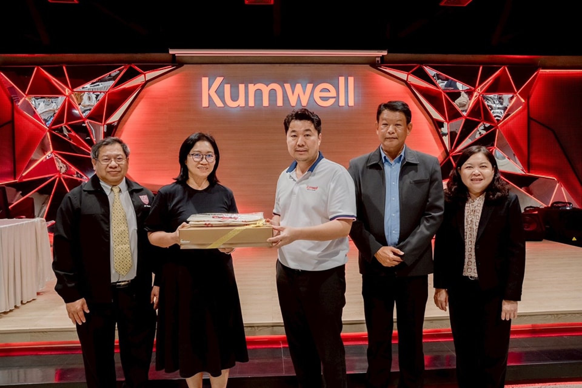 Kumwell จัดสัมมนา