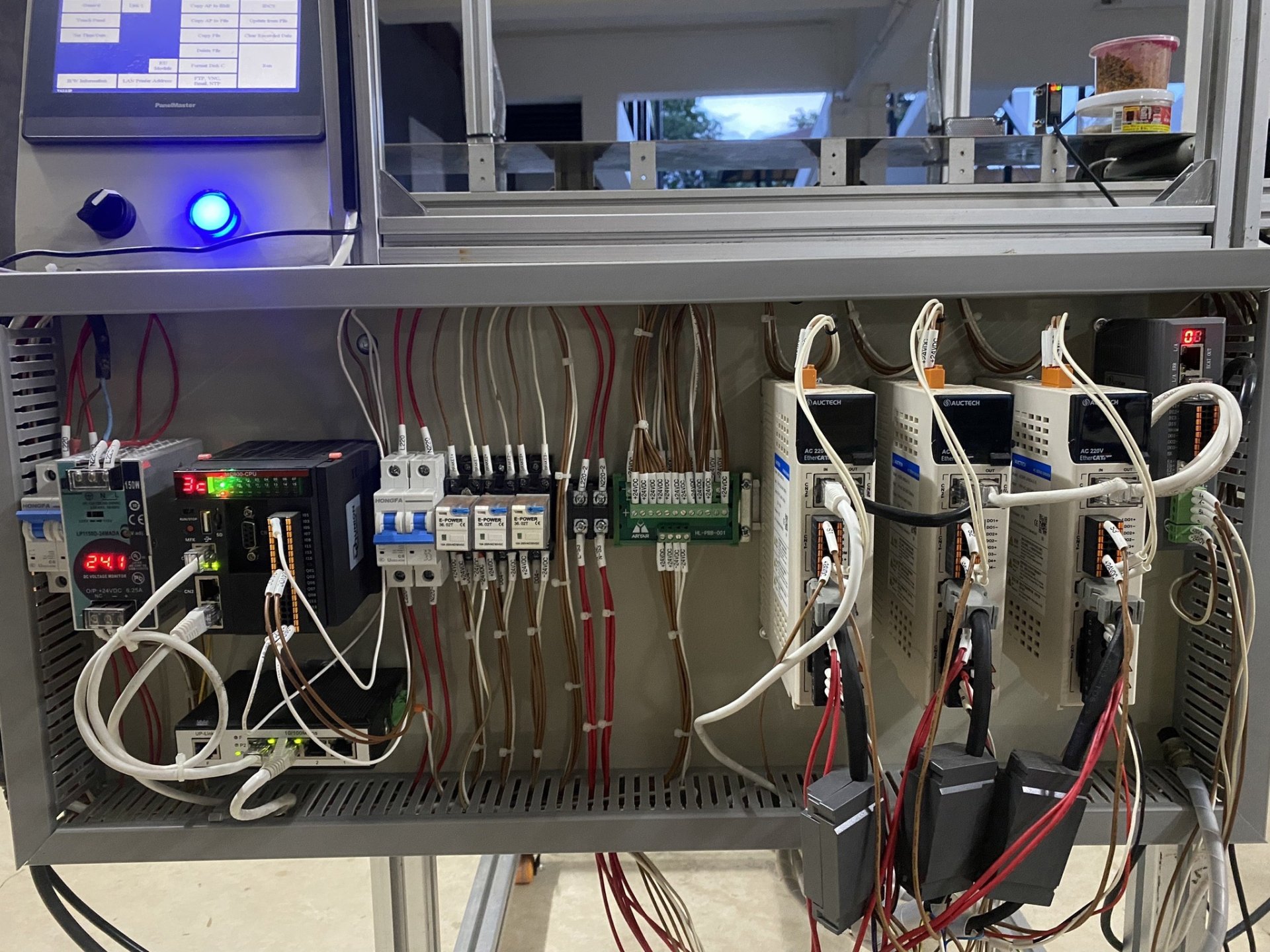 Codesys EPOWER PAC MC600 ควบคุม Delta robot, CNC 3 Axis แบบ Tracking ด้วย vision machinene