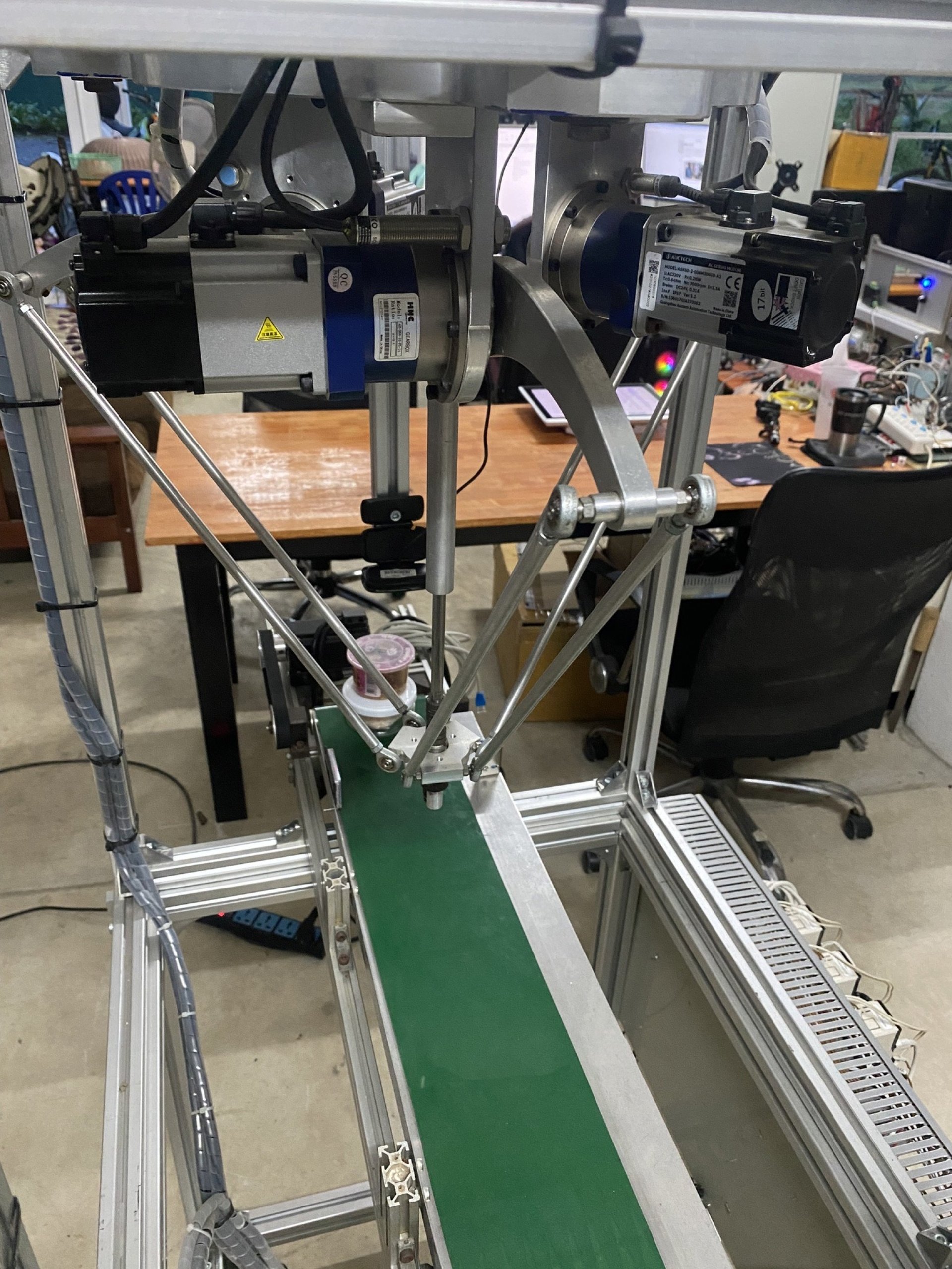 Codesys EPOWER PAC MC600 ควบคุม Delta robot, CNC 3 Axis แบบ Tracking ด้วย vision machinene