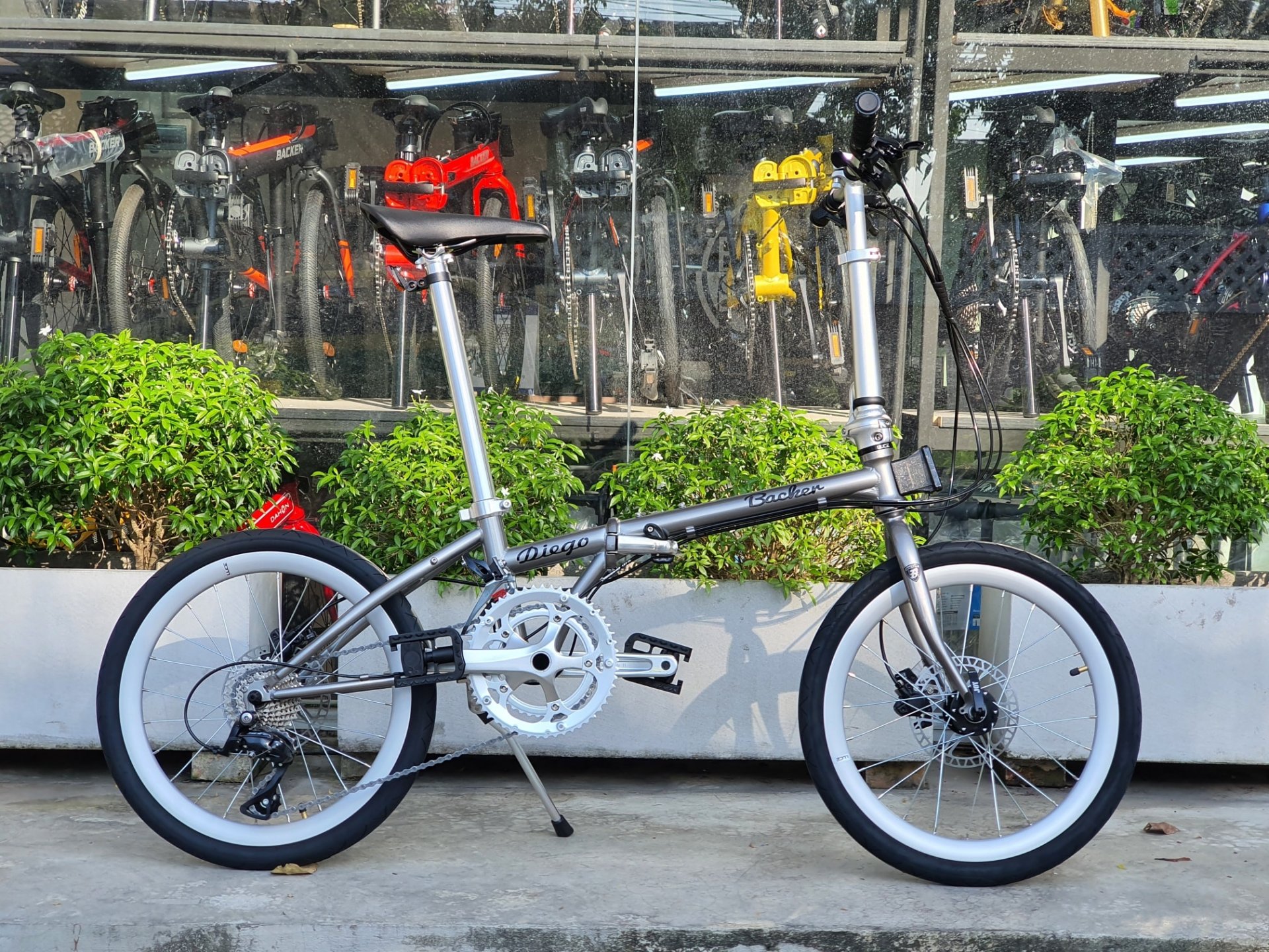 Productbrand 207 ฺBacker - bike-garden.com