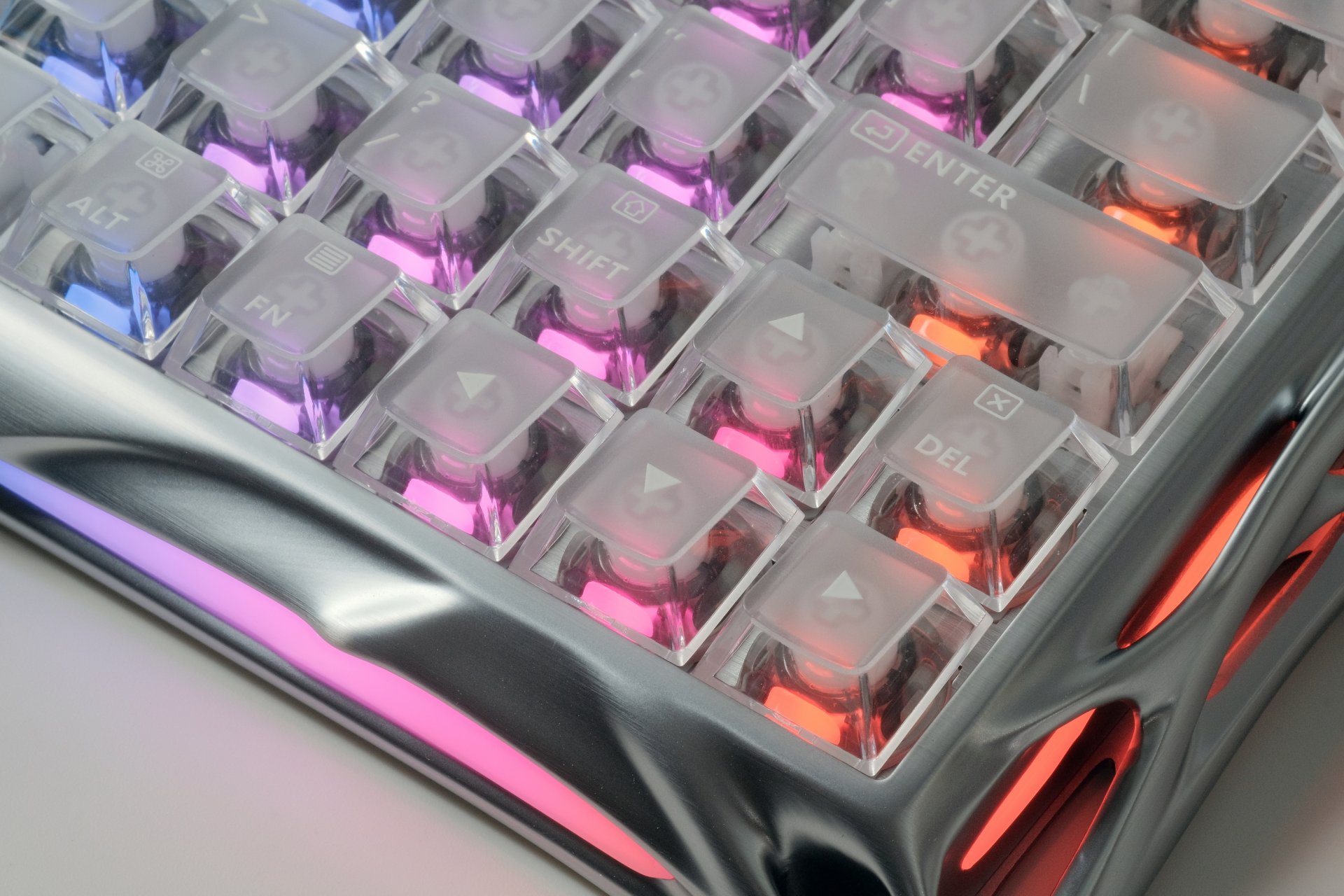 review | GravaStar Mercury V60 PRO - Chrome Silver