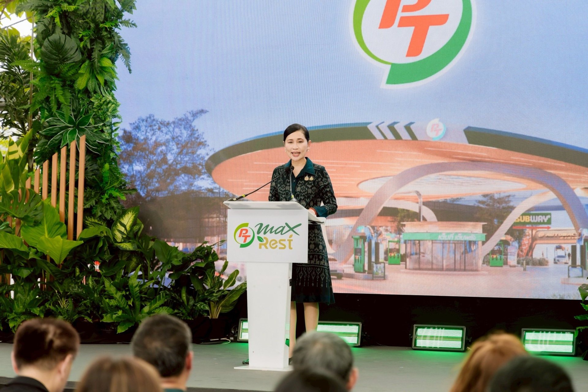เปิดแล้ว “PT Max Rest นครชัยศรี 11” สถานีบริการน้ำมันพีทีและก๊าซ LPG ...