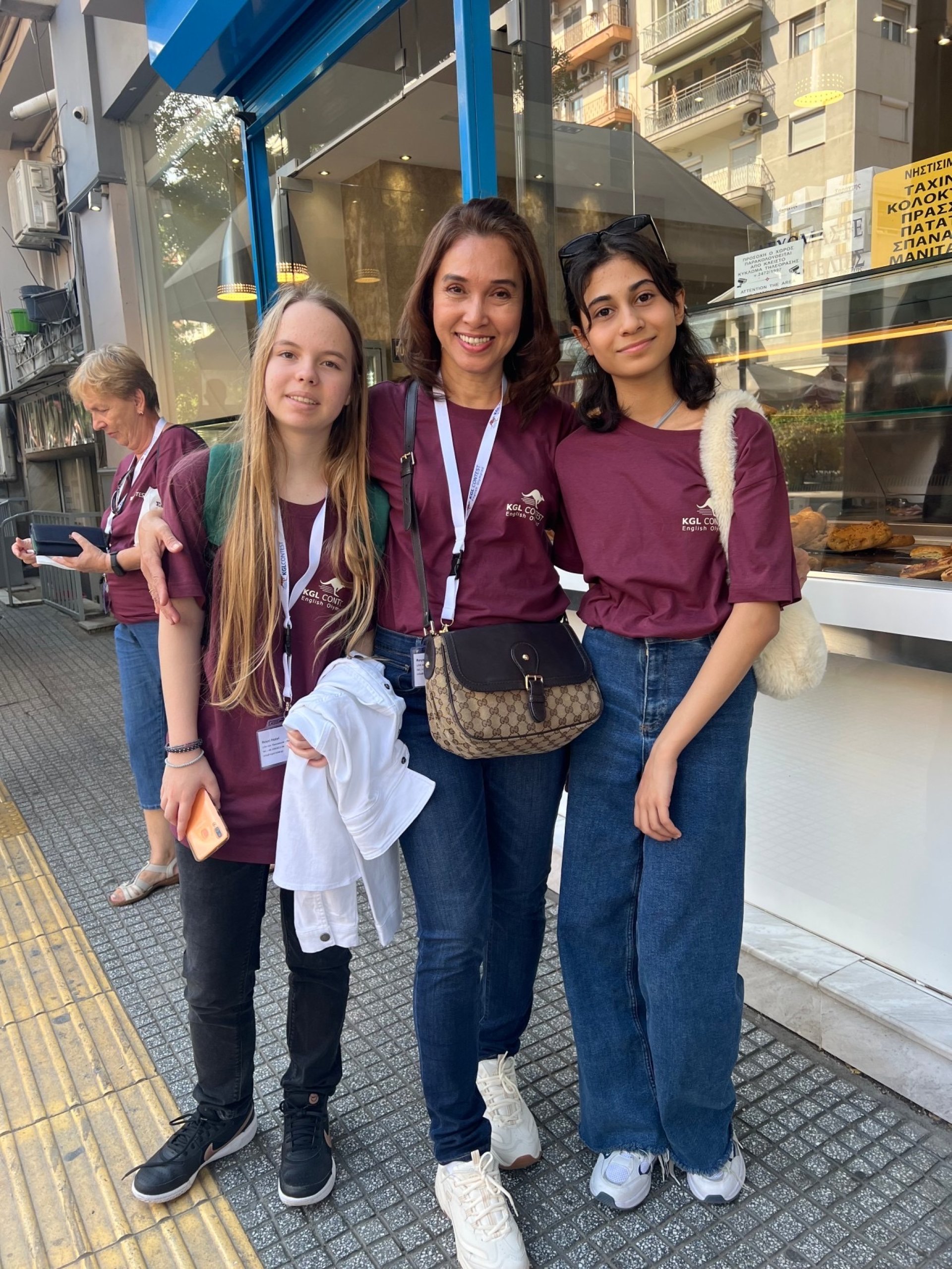 About Kgl - TBIZ สอนภาษาอังกฤษตามกรอบ CEFR ครู Native 100%