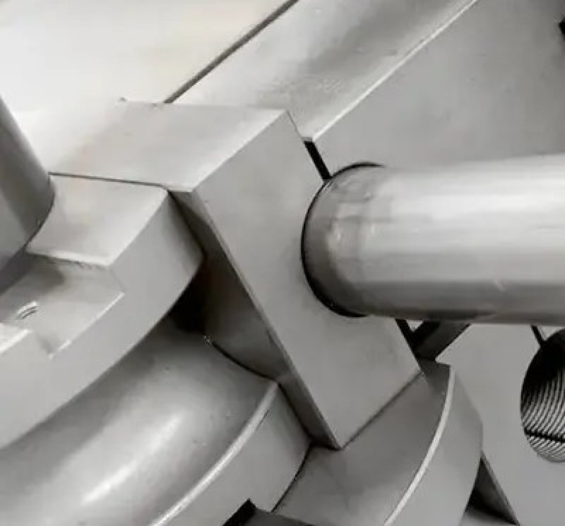 Apa Itu Tube Bending Machine?