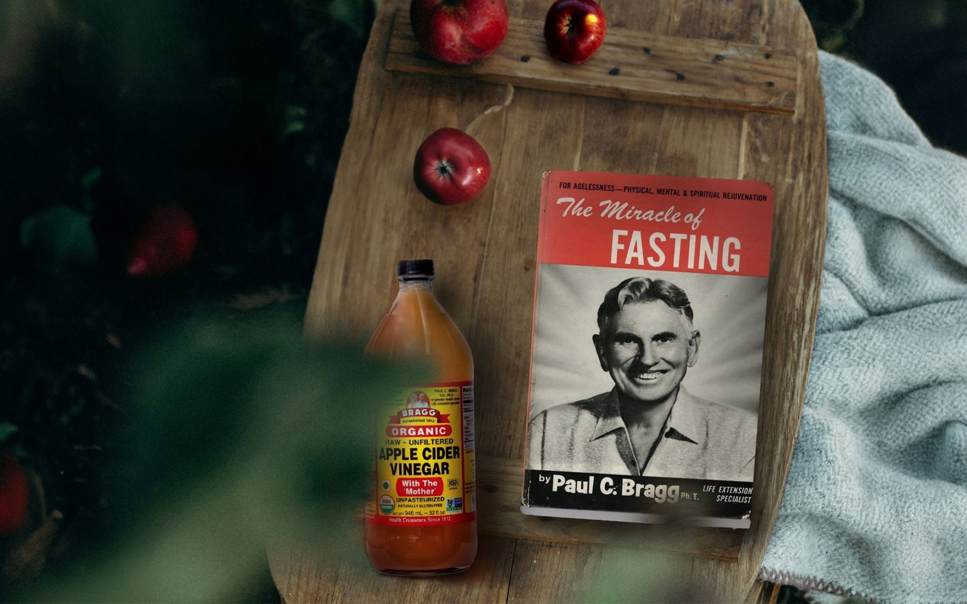 Bragg: History of Health Food Brand & Apple Cider Vinegar