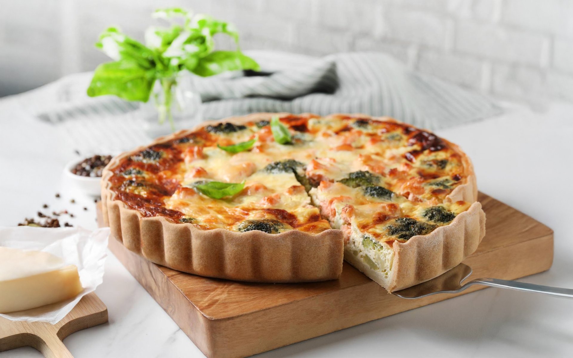 Quiche: History of the Popular French Dish | Rimping