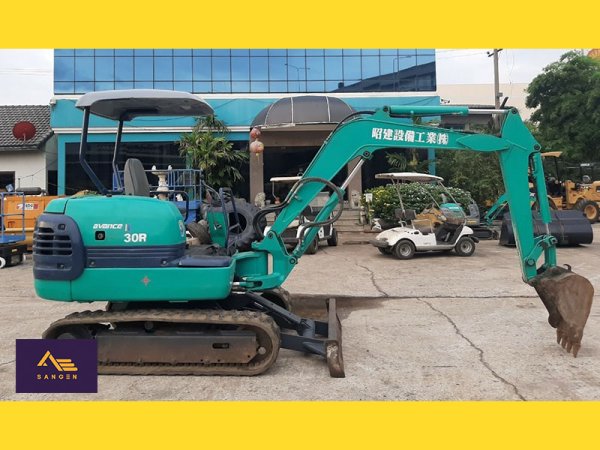 KOMATSU PC27R-8 - sangenjp